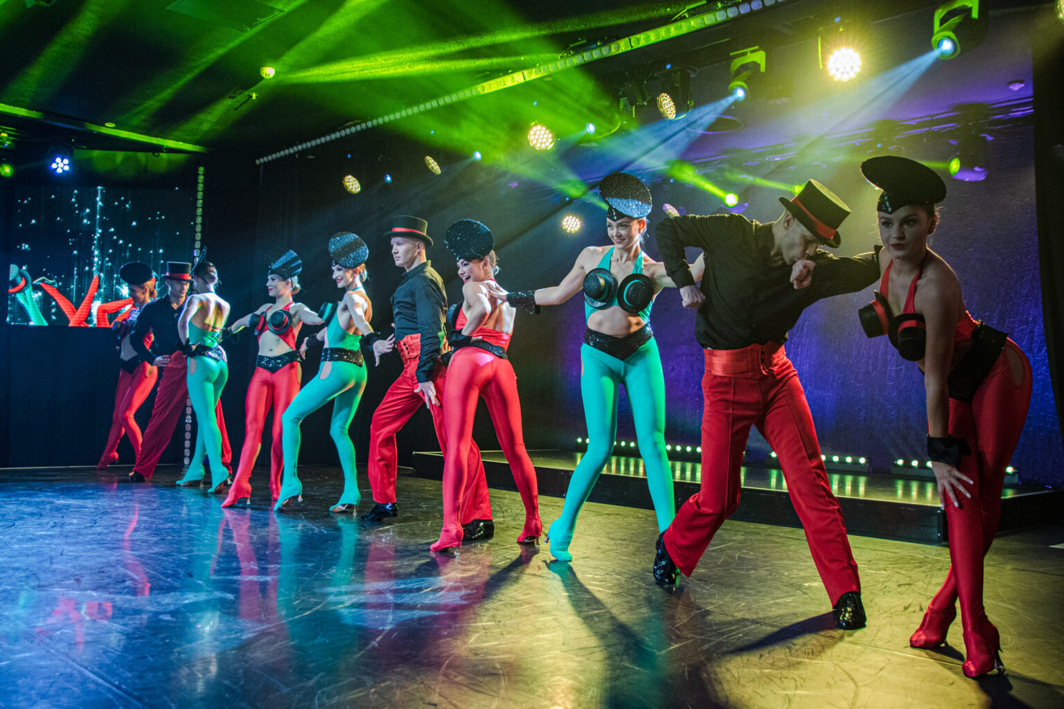 Starlight Cabaret: "The GreatEST Show" - Eesti Tantsuagentuur